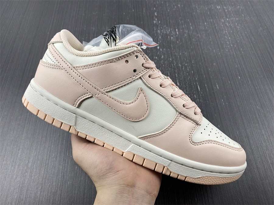Elegant Nike Dunk Low Orange Pearl Images