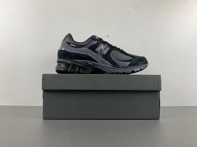 New Balance 2002R Black Dark Grey M2002RBL - KICKHUB